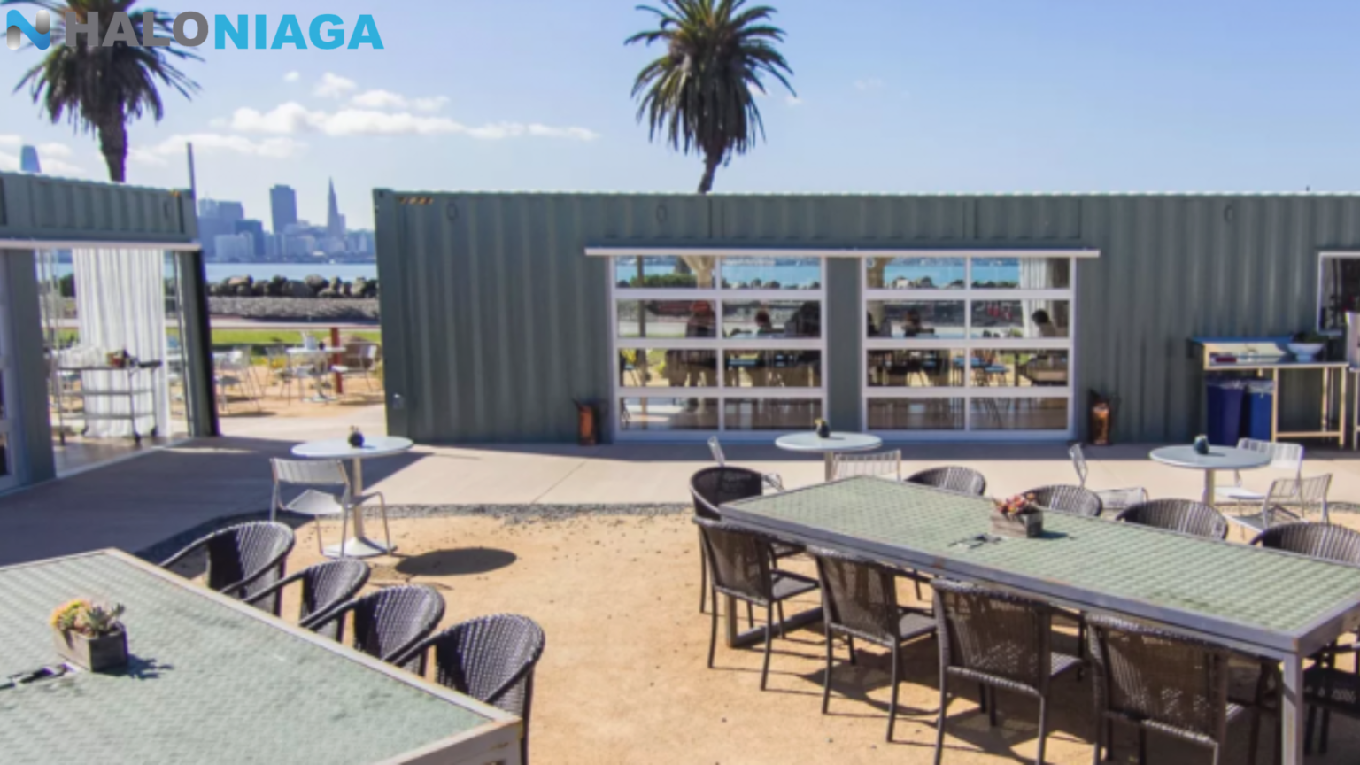 Keuntungan Dan Keunikan Menggunakan Konsep Cafe Container Di Era Saat ...